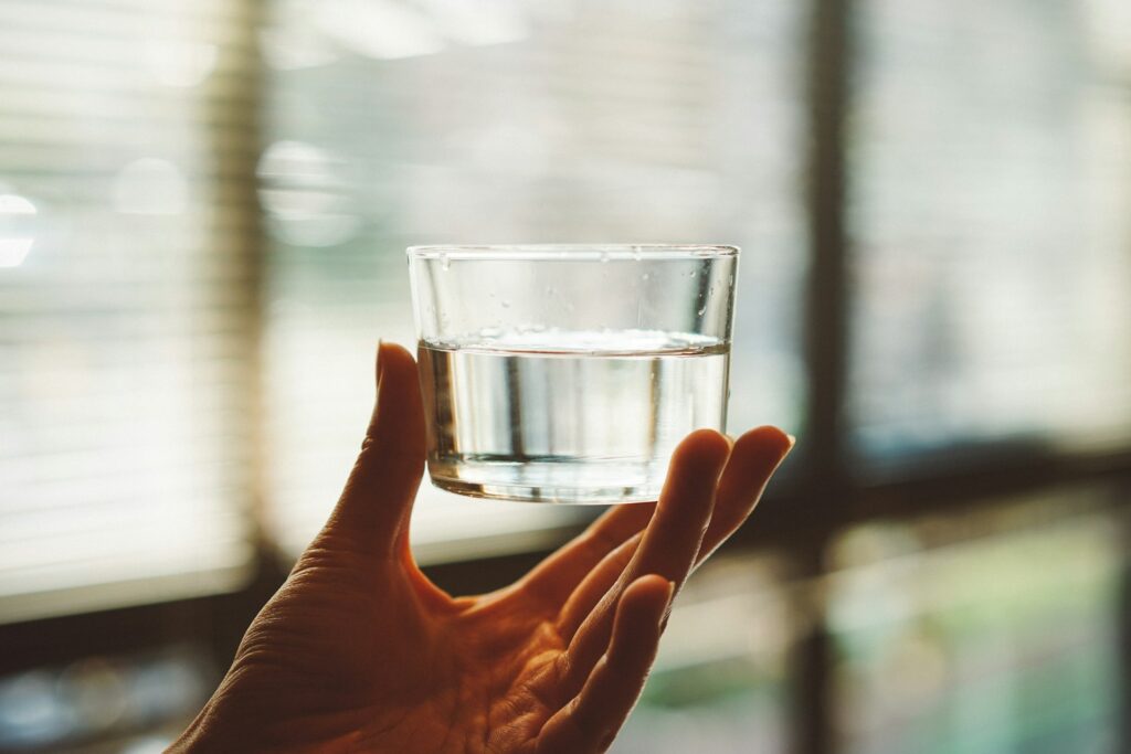 Drinking Too Much Water Too Quickly Can Cause What? – Health Prepper